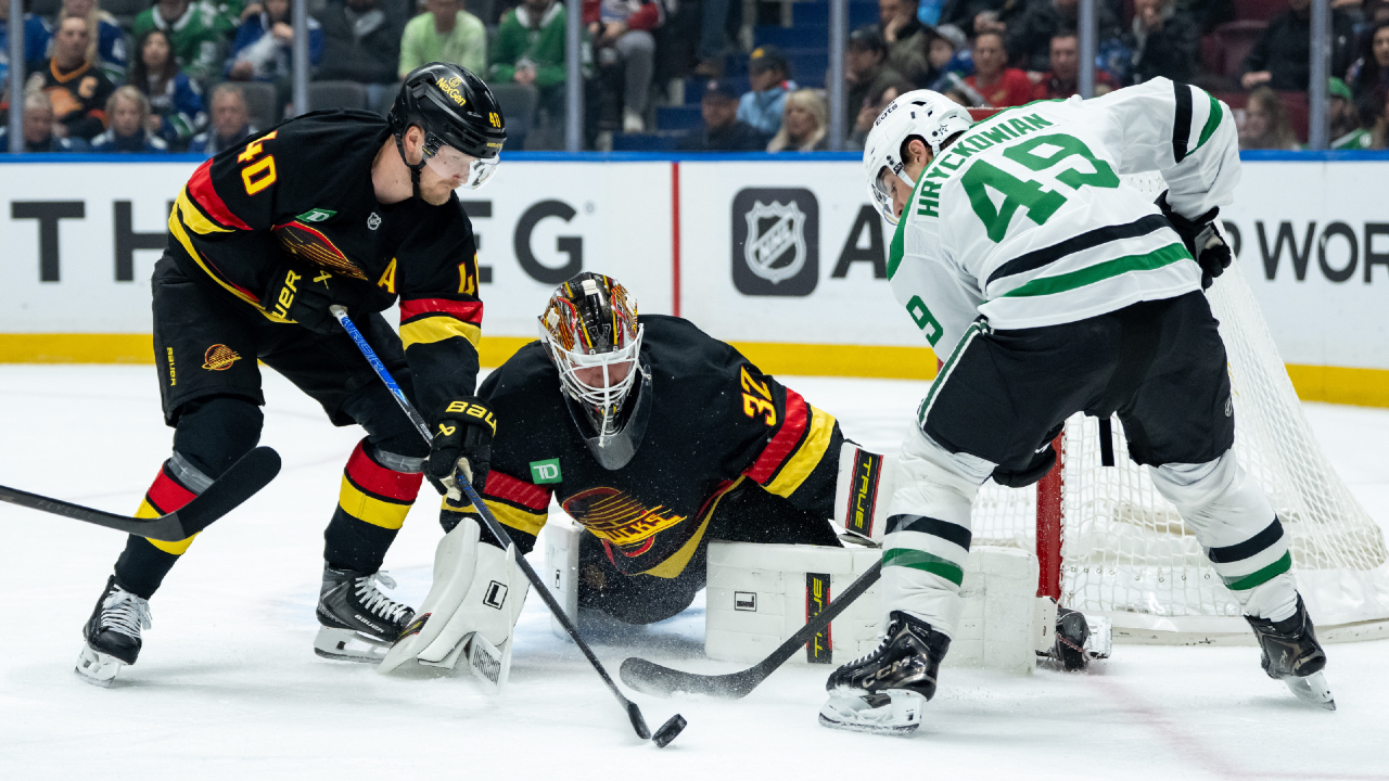 Canucks get doubled up by Stars in loss, Robertson extends scoring ...