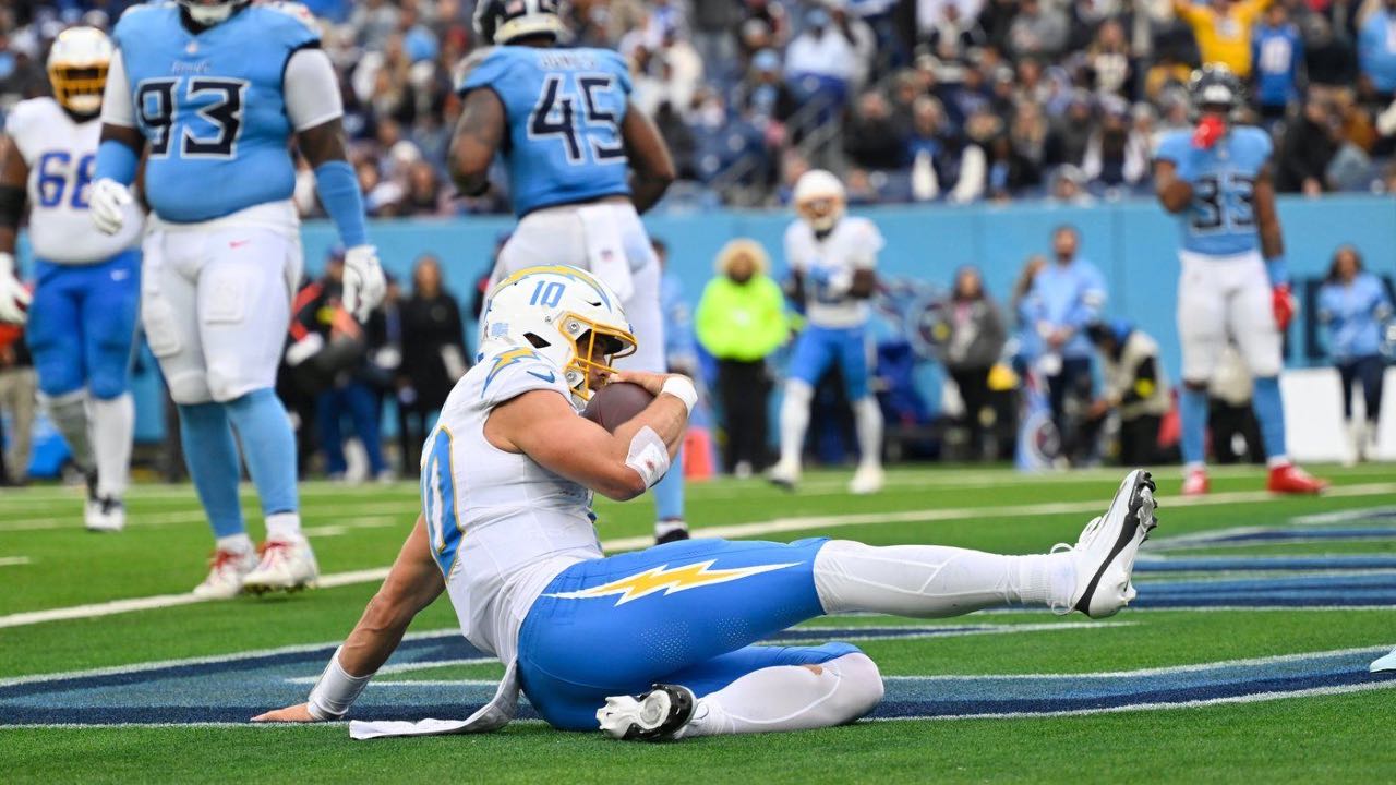 Justin Herbert shakes off pick-six as Chargers beat skidding Titans ...