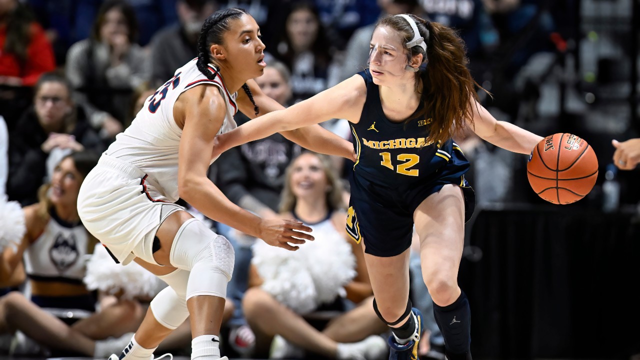 Canada's Syla Swords scores 29 in narrow loss for Michigan vs. No. 1 ...