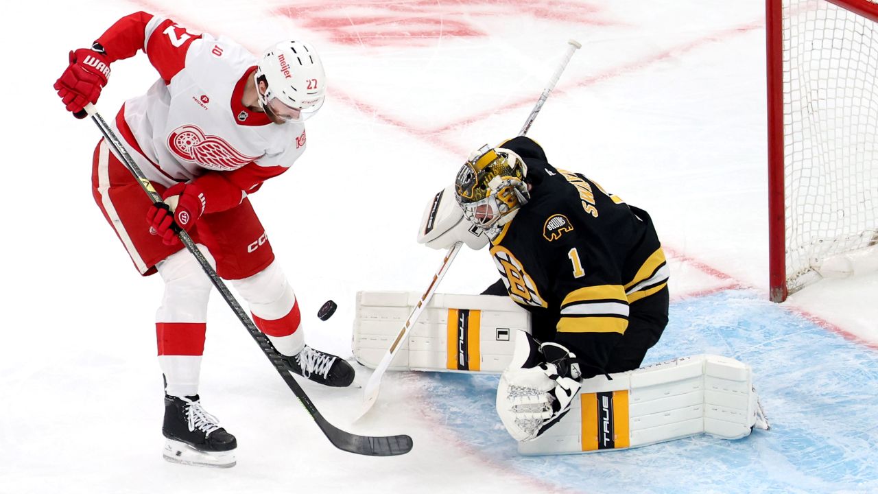 Swayman leads Bruins past Red Wings in shootout - Sportsnet.ca