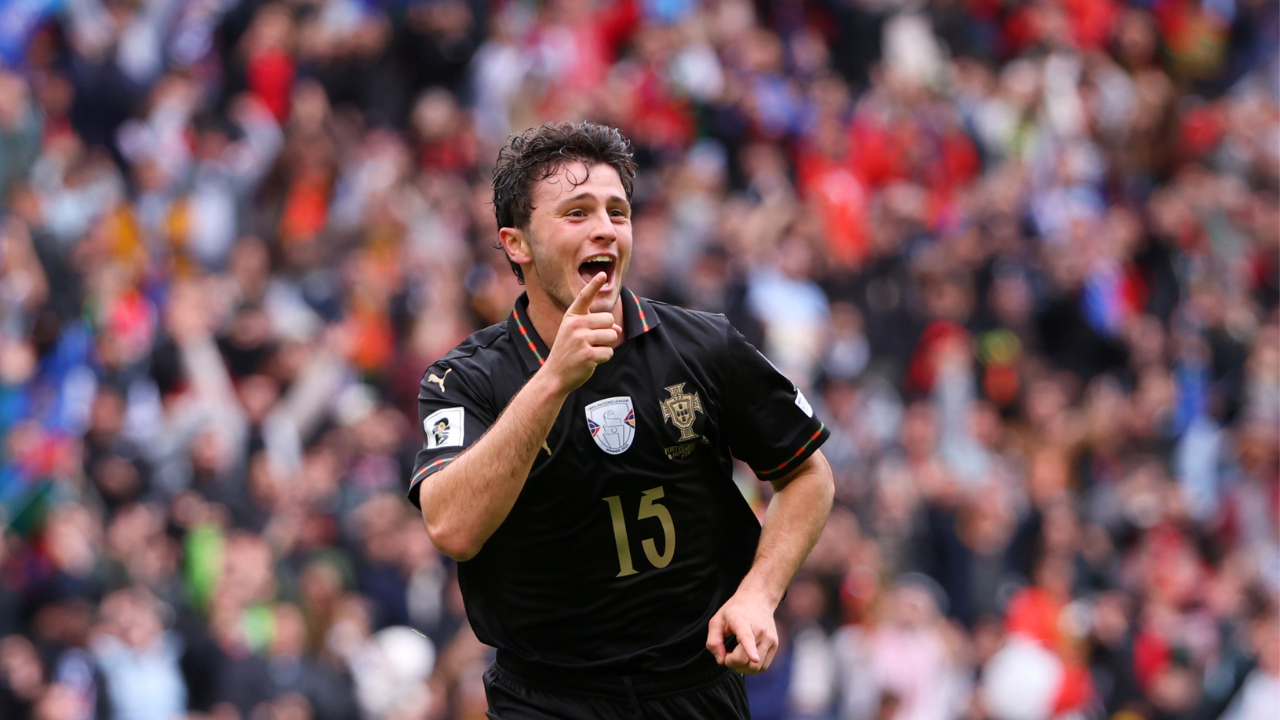 Roundup: Ronaldo set for sixth World Cup as Portugal routs Armenia to ...