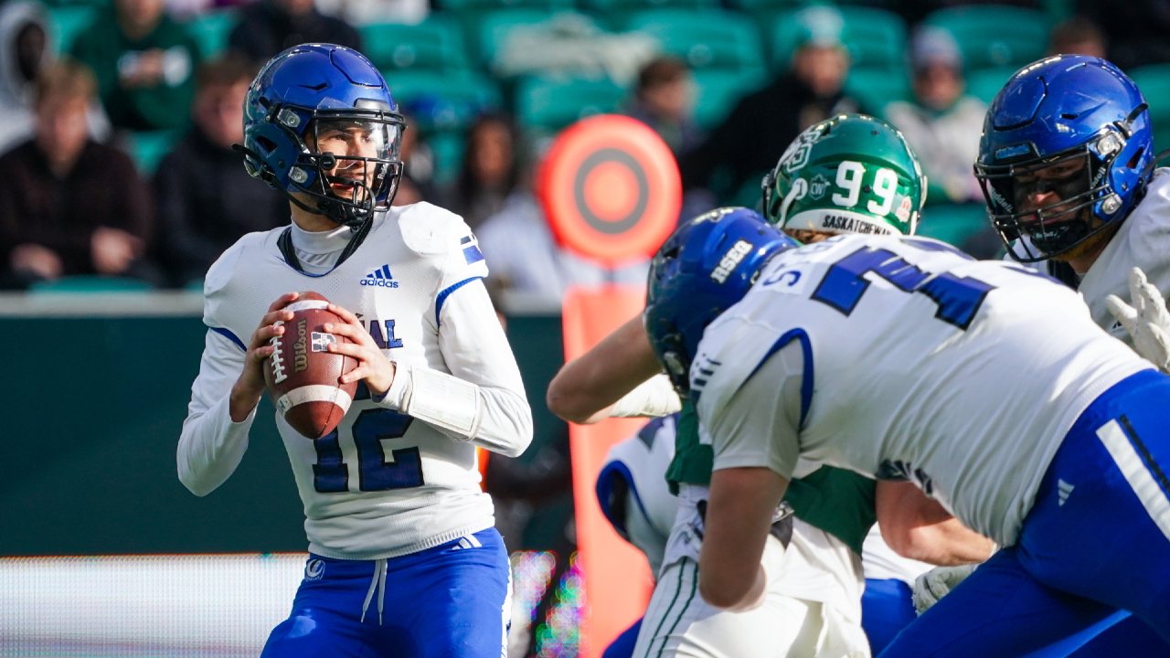 Montreal Carabins top Saskatchewan Huskies to win 2025 Vanier Cup ...