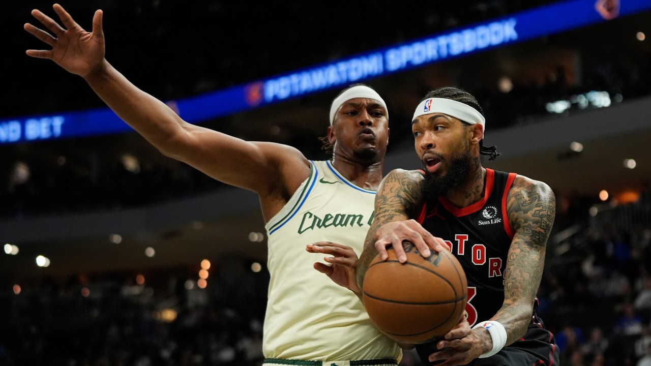 Ingram, Barnes muscle Raptors to win over shorthanded Bucks - Sportsnet.ca