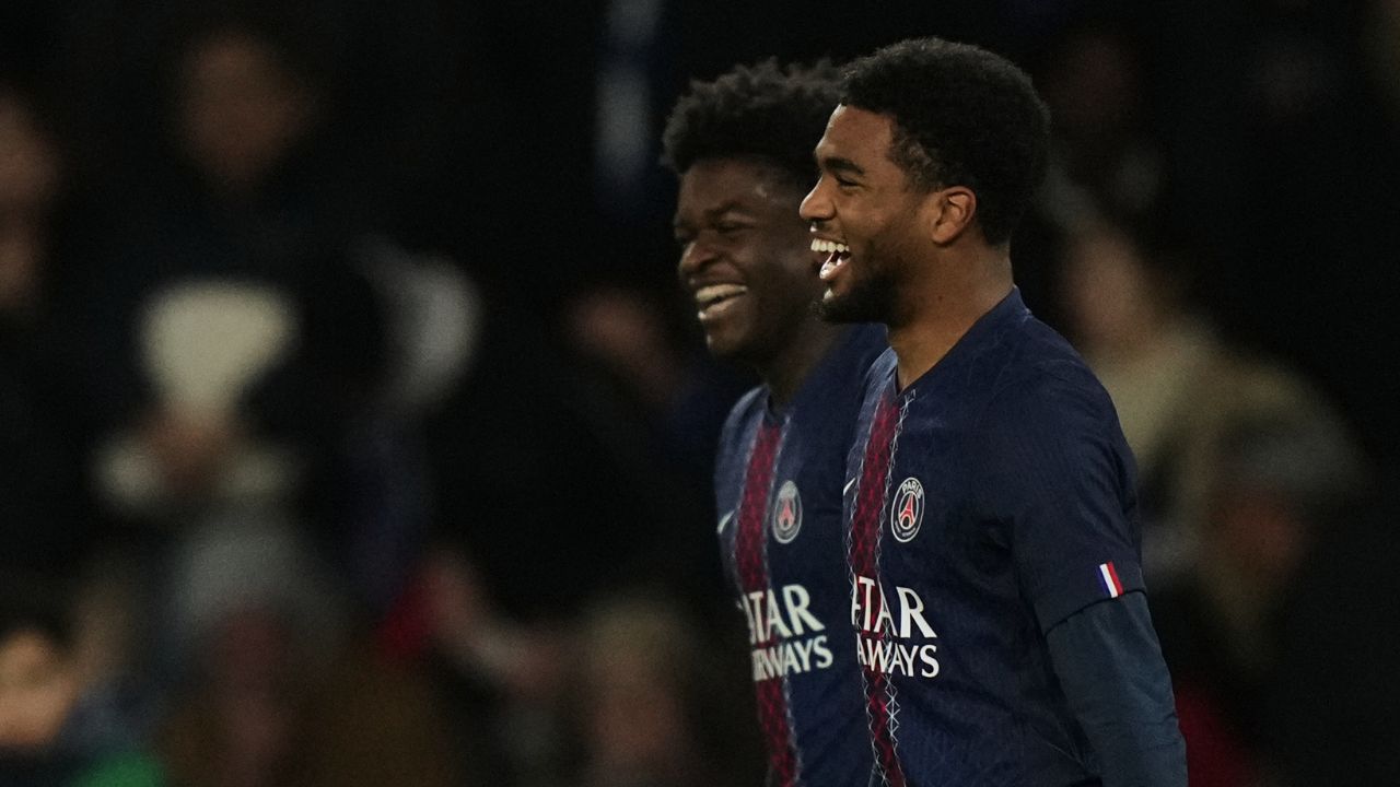 Ligue 1 Roundup: Thauvin shines as Lens keeps top spot, PSG thrashes ...