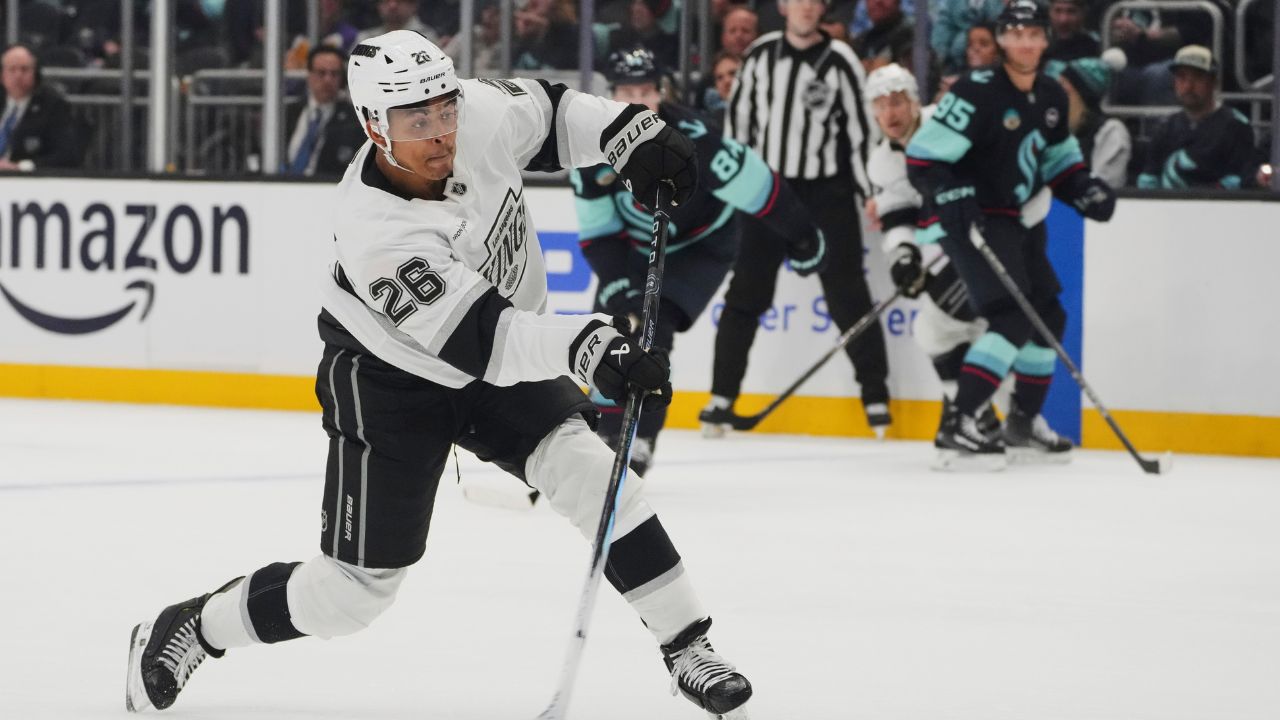 Kings trade F Akil Thomas to Blues for F Nikita Alexandrov - Sportsnet.ca