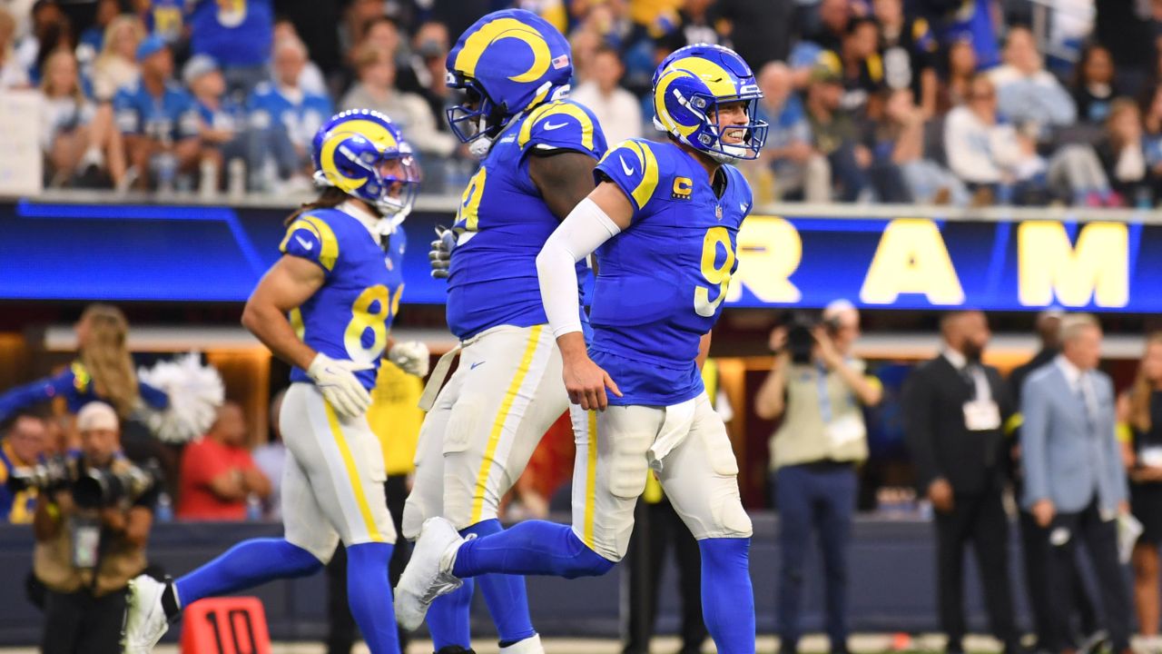 Matthew Stafford rallies Rams to victory over Lions, clinching playoff ...