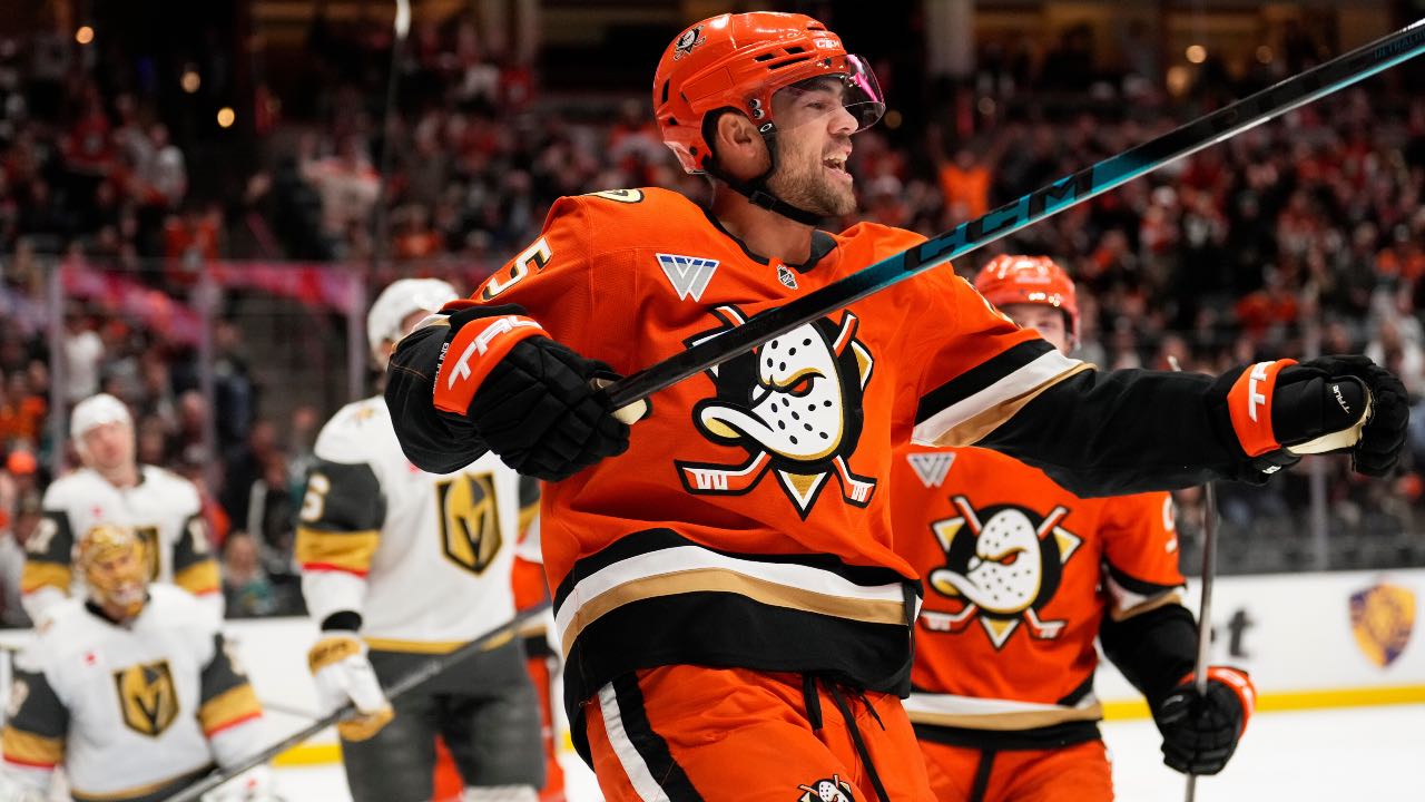 Ducks sign Ryan Poehling to four-year extension - Sportsnet.ca
