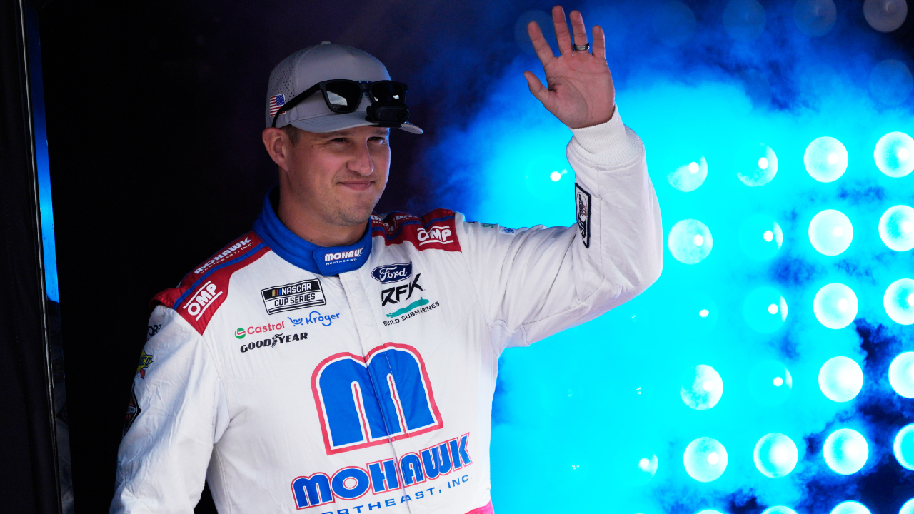 Ryan Preece wins The Clash in sleet and near-freezing temperatures ...
