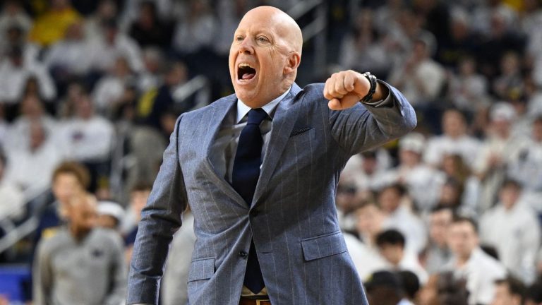 Mick Cronin apologizes to player for ejecting him, says he needs to do ...