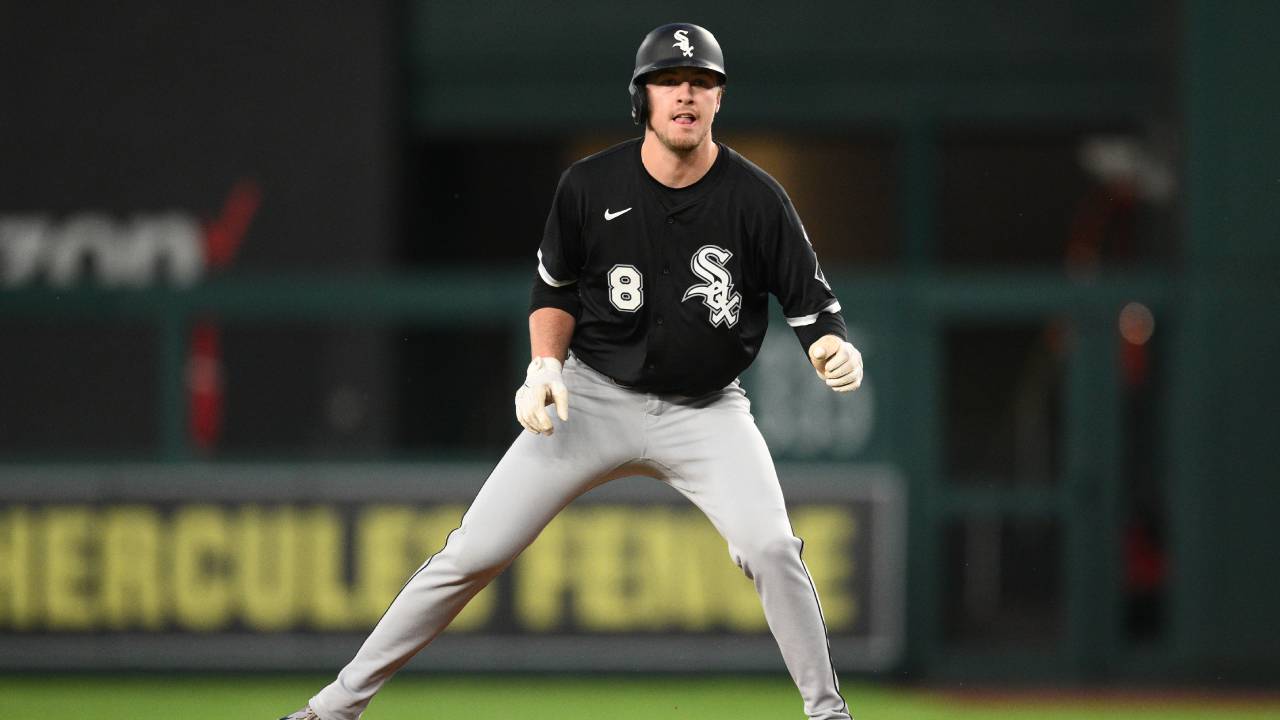 White Sox C Kyle Teel expected out 4-6 weeks with hamstring strain ...