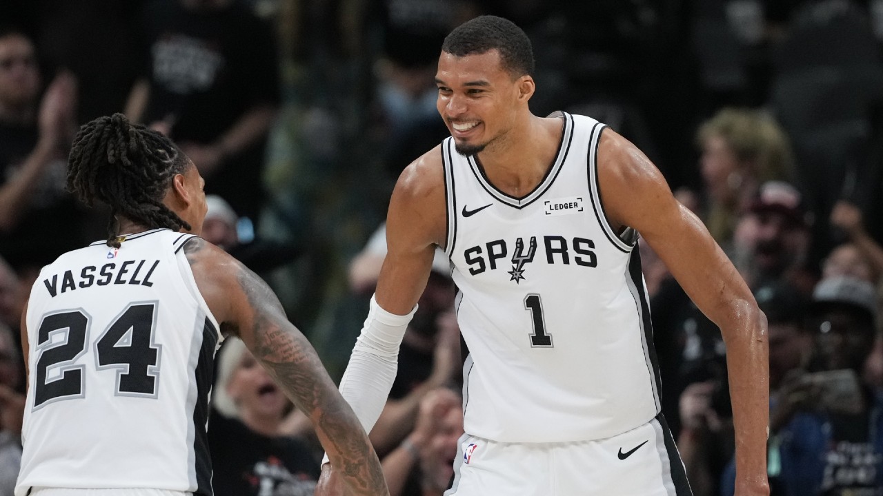 Spurs cruise past Trail Blazers in Game 5 to clinch series win ...