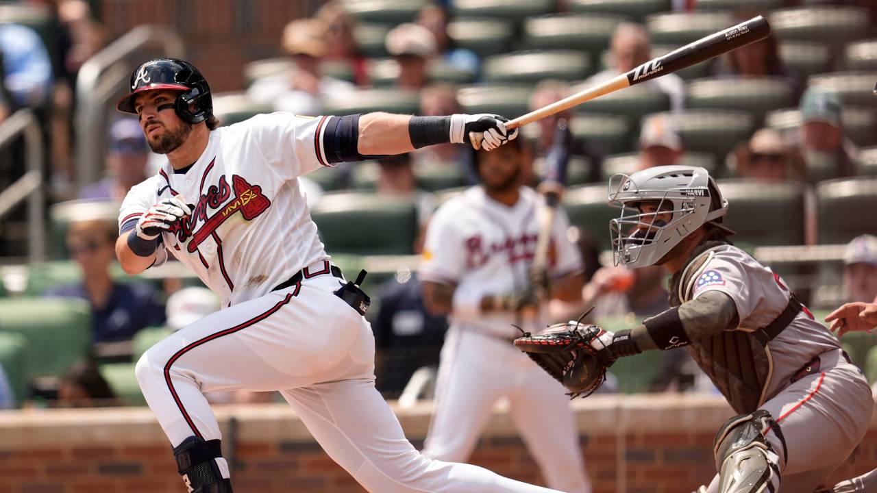 Riley, Holmes lead Braves to series win over Red Sox - Sportsnet.ca