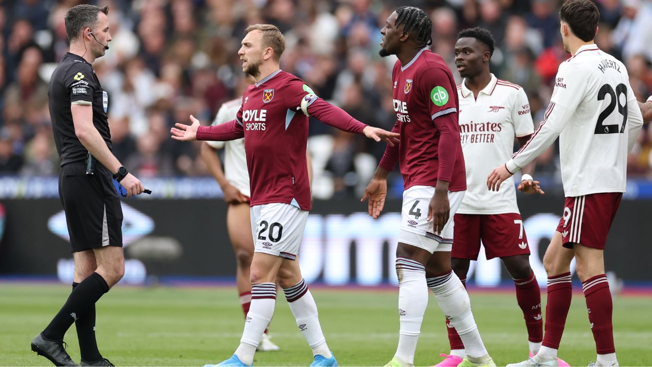 Corner-kick chaos continues in Premier League ahead of World Cup ...