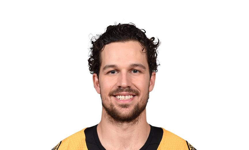 Panthers re-sign Alex Petrovic to 1-year deal - Sportsnet.ca